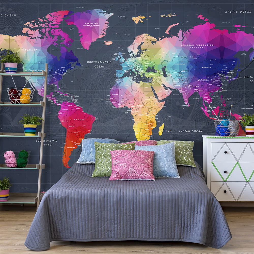 Tapete 'World Map: Colourful Crystals' bestellen | KUNSTLOFT